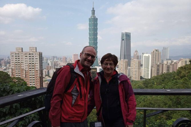 Keelung Shore Excursion: Xiangshan Hiking & Classic Taipei Culture Private Tour - Practical Tips for Booking & Enjoying