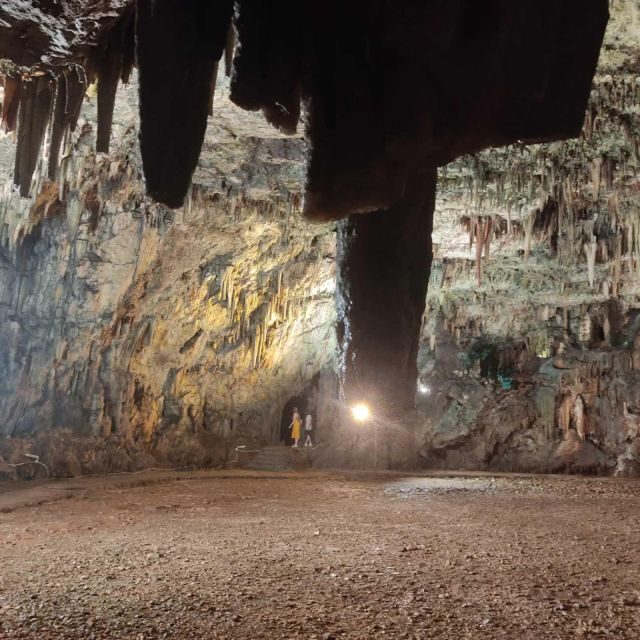 Kefalonia: Melissani Lake, Drogarati Cave, & Myrtos Day Trip - Itinerary Breakdown: What You Can Expect