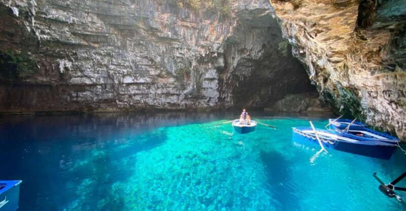 Kefalonia:Melissani Lake,Drogarati Cave & Antisamos Day Trip - Itinerary Breakdown: What to Expect at Each Stop