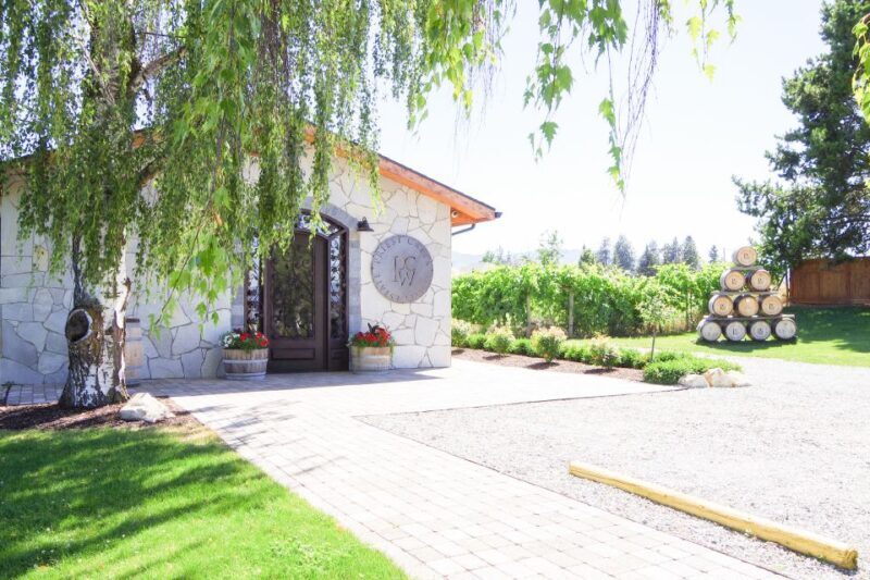 Kelowna: E-Bike Guided Wine Tour with Lunch & Tastings - Scenic Ride & Local Stories