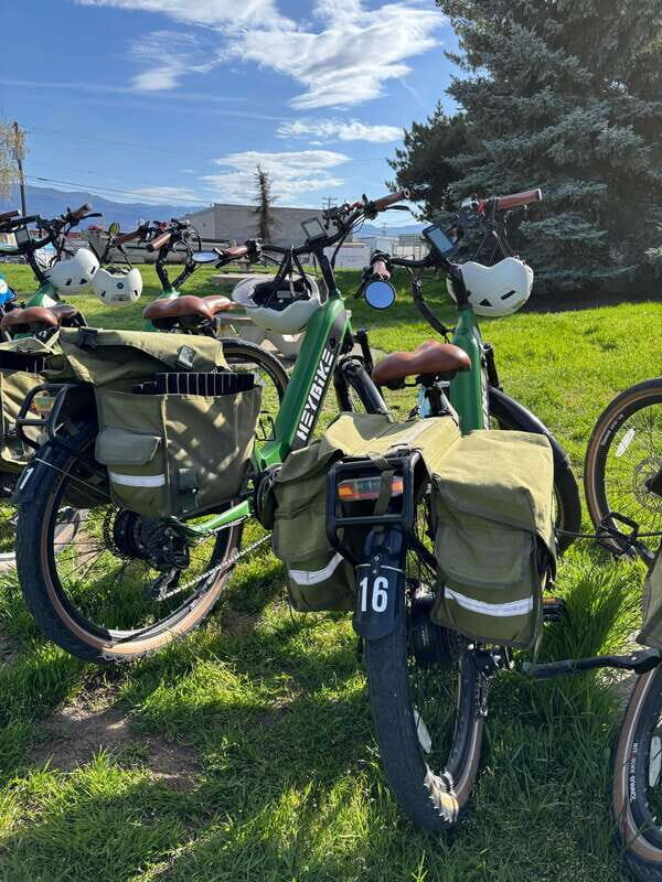 Kelowna: E-Bike Ride and Axe Throwing Adventure - What the Reviews Say