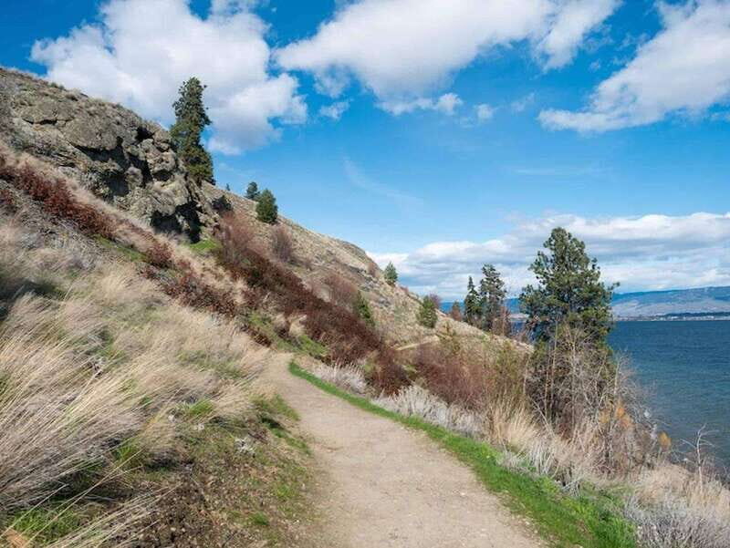 Kelowna: Guided Hiking Tour - An In-Depth Look at the Kelowna Guided Hiking Tour