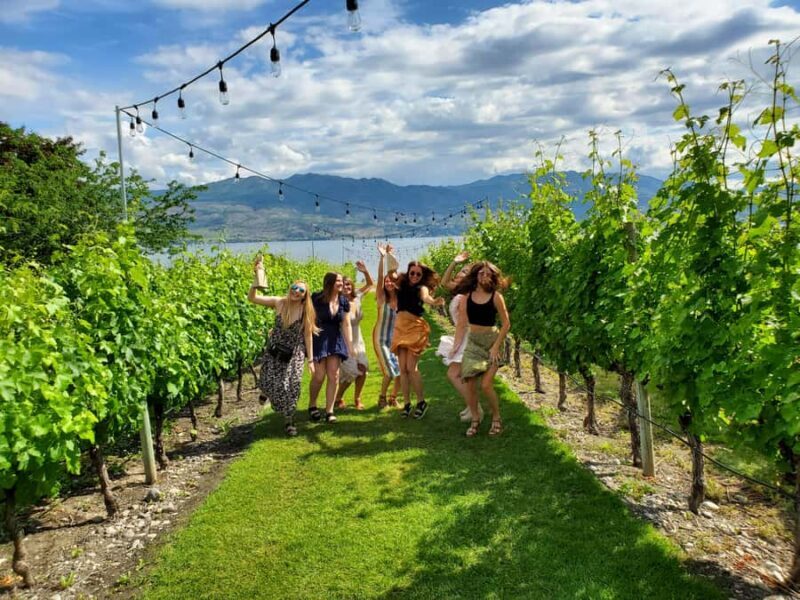 Kelowna: Private Or Public West Kelowna Wine Tours - Discover the Charm of Kelowna’s Wine Country with Toast The Okanagan