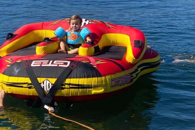 Kelowna: StarCraft C1700 Speed Boat Rental - The Experience in Detail
