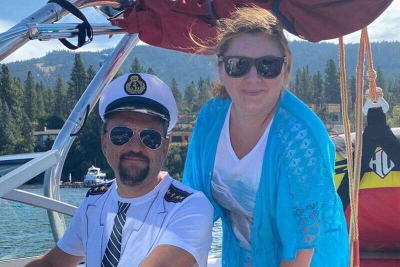 Kelowna: Tiki Party Yacht Rental - The Route and Views