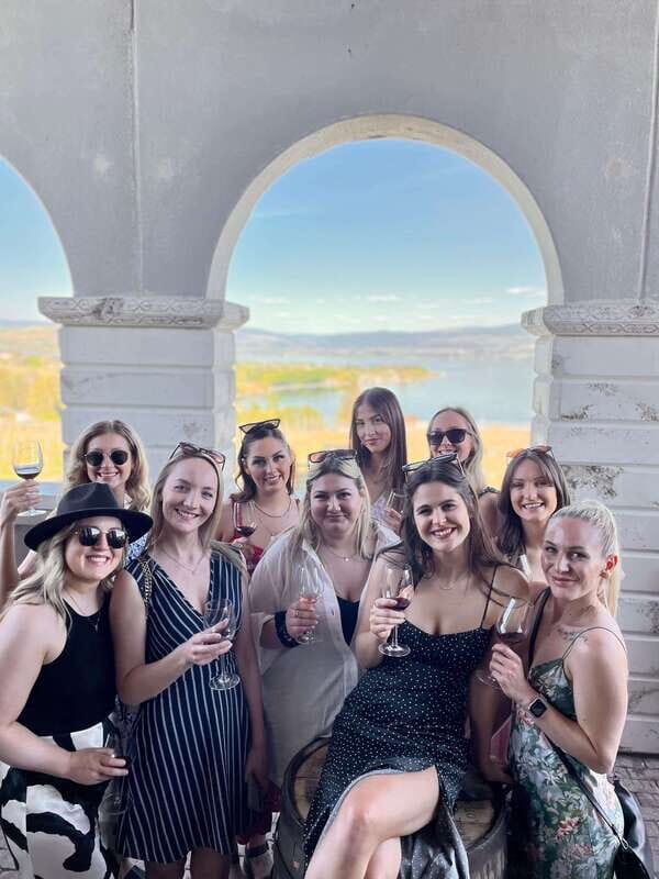 Kelowna: West Kelowna Half Day Guided Wine Tour - What Makes the West Kelowna Half Day Wine Tour Special
