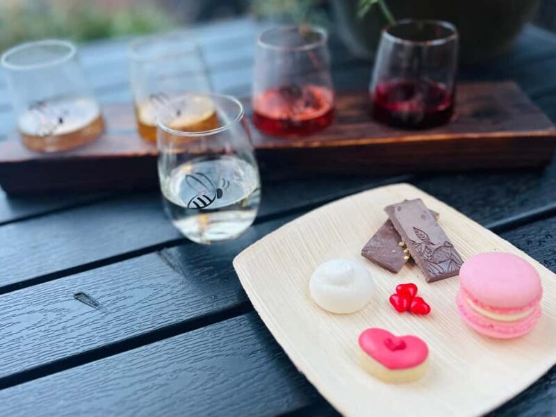 Kelowna Winery: Valentine's Cozy Up For Two - What Could Be Improved