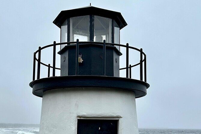 Kennebunkport, York and Portsmouth NH Private Tour - Starting Your Day in Style: From Portland to York’s Stonewall Kitchen