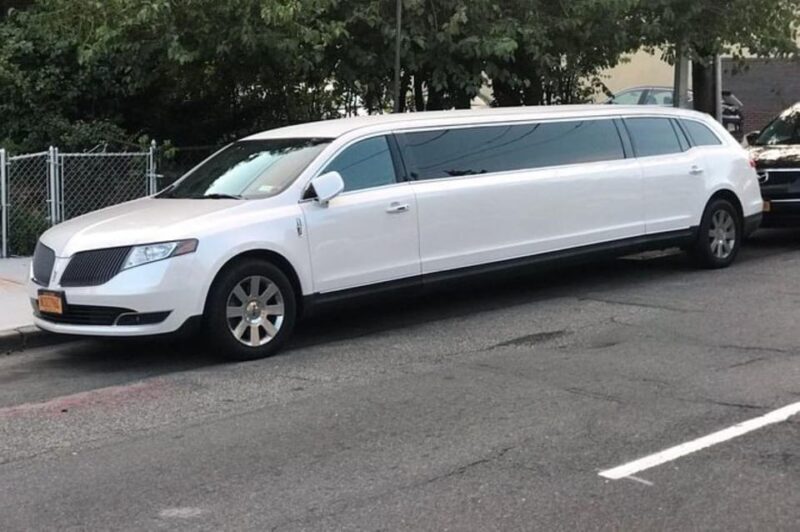 Kennedy Airport: Limo Transfer to NY - Key Points