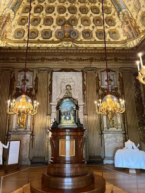Kensington Palace: Private Guided Tour in the Afternoon - A Detailed Look at the Experience