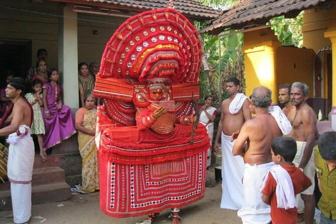 Kerala Theyyam Ritual Dance From Kannur - Key Points