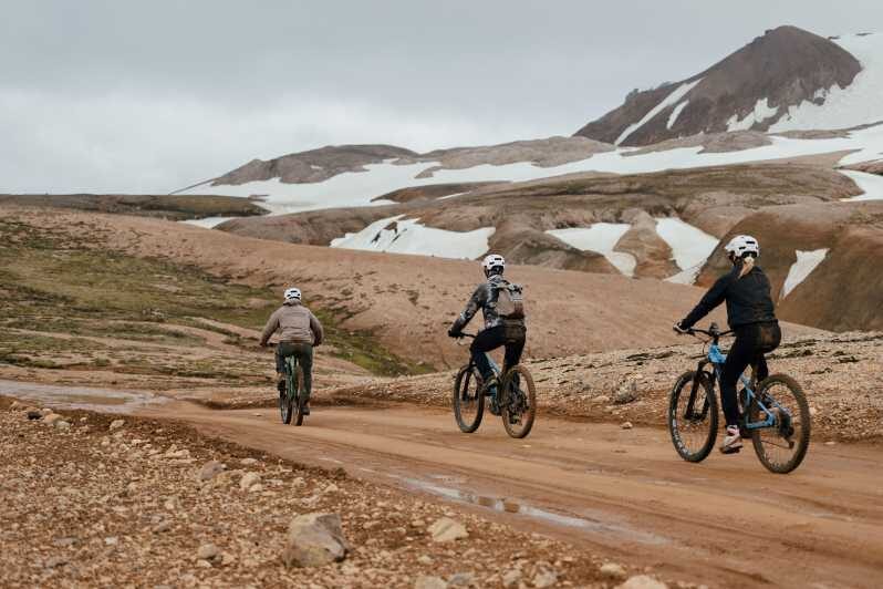 Kerlingarfjöll: Highland Base E-bike Mountain Tour - Experience the Icelandic Highlands on an E-bike