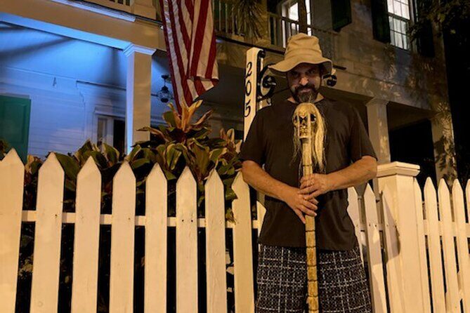 Key West Haunted Pub Crawl and Ghost Tour with Free T-Shirt - Who Should Consider This Tour?
