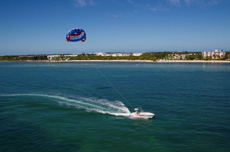 Key West Parasailing at Smathers Beach - An In-Depth Look at the Experience