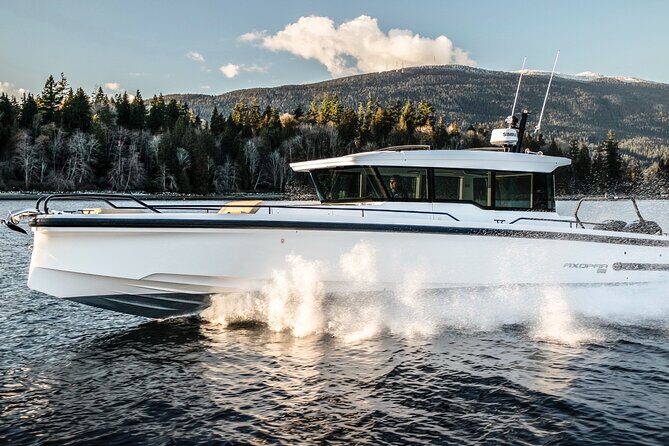Key West Private Luxury Charter Rental: Boat Rental with Captain - Discovering the Best of Key West on a Private Luxury Boat Charter