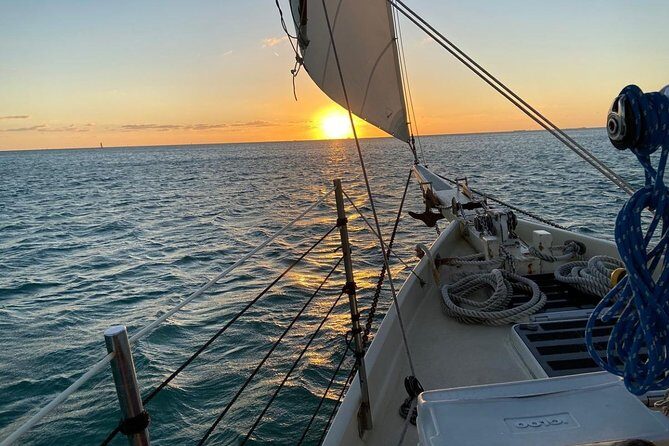 Key West Small-Group Sunset Sail with Wine and Hors d'oeuvres - The Sunset and Final Moments