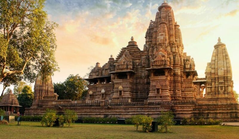 Khajuraho: Full-Day Private Guided Temples and History Tour - Key Points