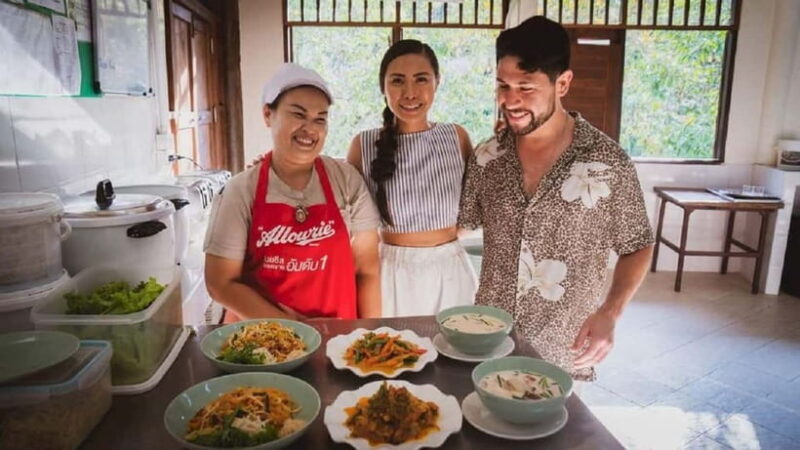 Khao Sok: Thai Cooking Class and Culinary Experience - The Food and the Views