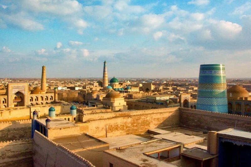 Khiva: Old Town Walking Tour with History and Culture - How the Experience Is Rated