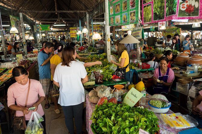 Khlong Lat Mayom & Taling Chan Local Floating Markets Tour (SHA Plus) - Who Should Book This Tour?