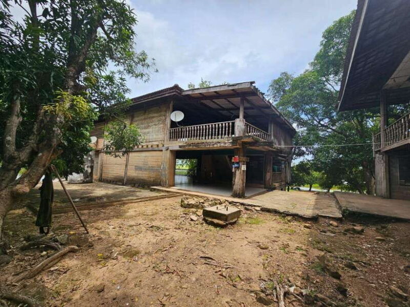 Khmer Rouge Headquarters & Last Stand Tour from Siem Reap - Who Should Consider This Tour?