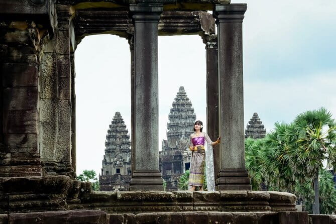 Khmer Traditional Custom Dressing Tour at Angkor Wat - Key Points