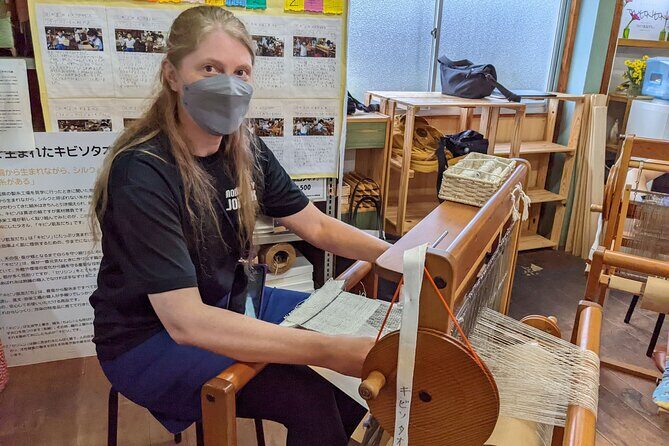 Kibiso Silk Weaving Experience - Exploring the Details of the Kibiso Silk Weaving Experience