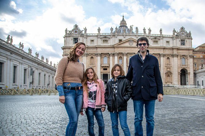 Kids-Friendly Fun & Educational Sistine Chapel & Vatican Fast Access Guided Tour - A Practical Guide to the Vatican for Families