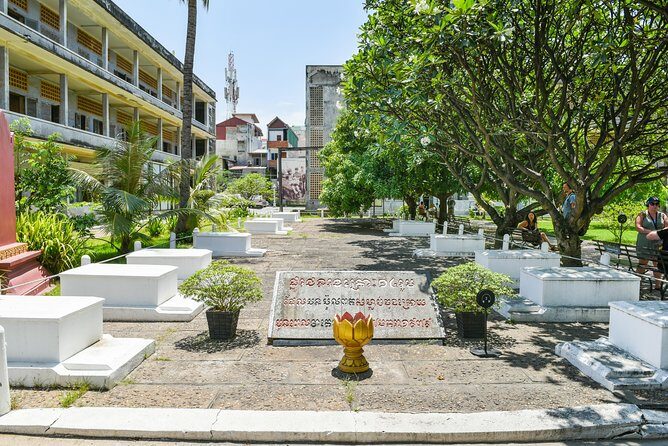 Killing Fields and Prison S21 Bus Tour - The Sum Up: Who Should Consider This Tour?