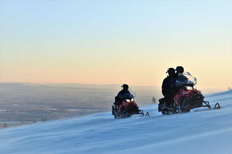 King of Ylläs: Snowmobiling to the Hill - FAQ