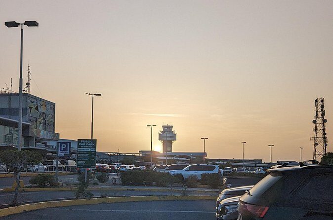 Kingston Airport Private Transportation - Arriving at Your Destination