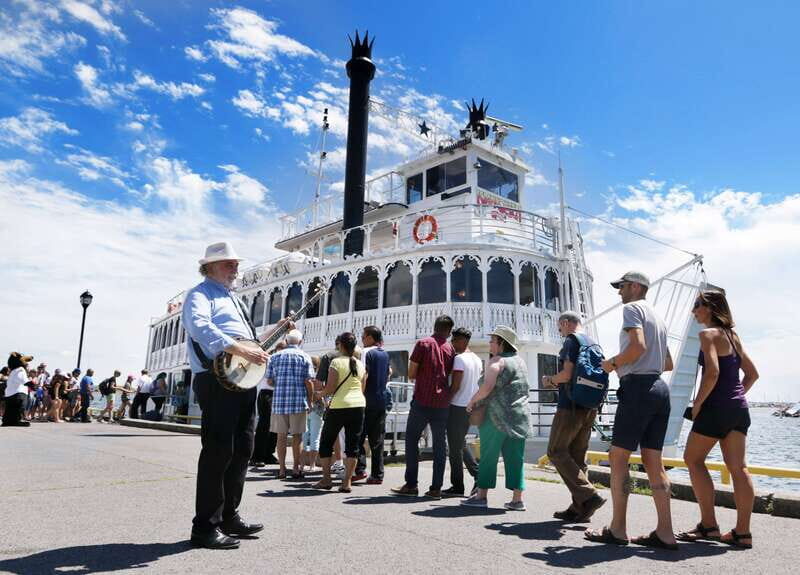 Kingston: Heart of the Thousand Islands Riverboat Cruise - A Complete Look at the Kingston Riverboat Experience