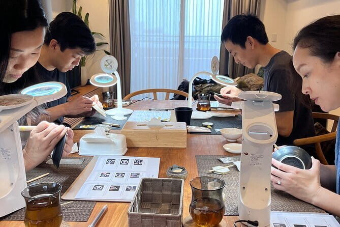 Kintsugi Workshop Class in Shibuya, Tokyo with mon cadeau - A Closer Look at the Kintsugi Workshop