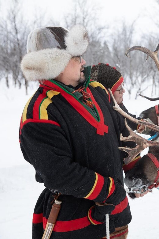 KIRUNA: Sami Reindeer Experience - A Traditional Sami Lunch Around the Fire