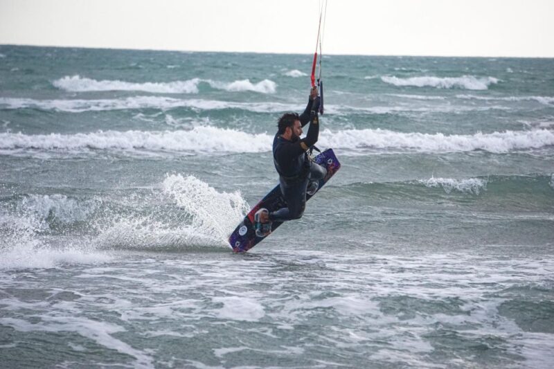 Kitesurfing course near Syracuse with IKO instructor - The Instructor and Personal Attention