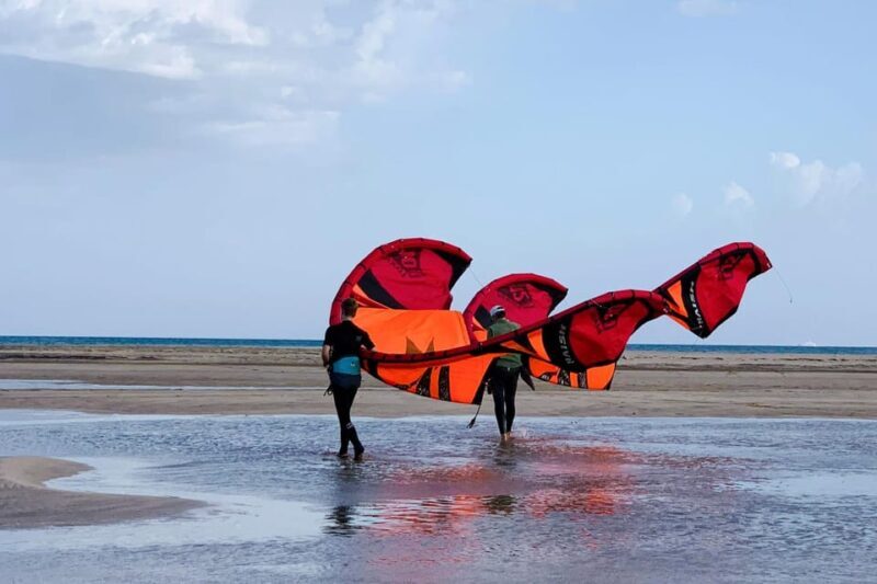 Kitesurfing on Fuerteventura: top equipment in Costa Calma - Key Points