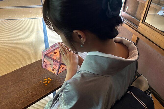 Kiwami Lantern Workshop in a Traditional Kurashiki Townhouse - An In-Depth Look at the Kiwami Lantern Workshop