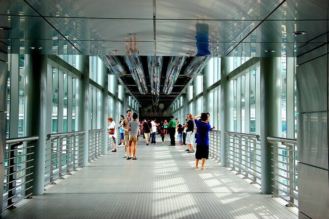 KL Tour with Petronas Twin Towers Observation Deck & Batu Cave - Key Points