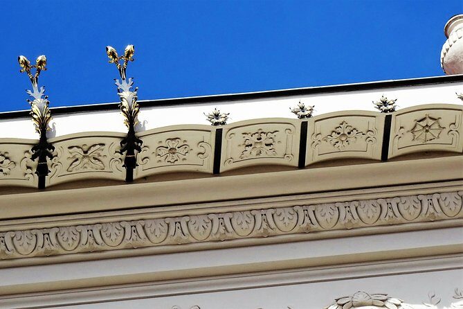 Klimt's TWO Kisses an Expert-Walk from Baroque to Secession - The Secession Building: Art as an Architectural Protest