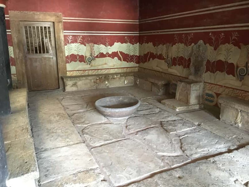Knossos Palace ( Private tour Skip-The-Line ) - Practical Tips for Visitors