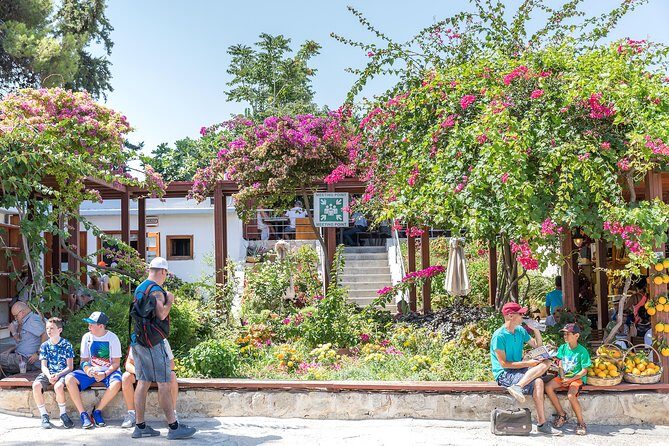 KNOSSOS PALACE private tour ( with Transfer from Heraklion Prefecture ) - Who Would Love This Tour?