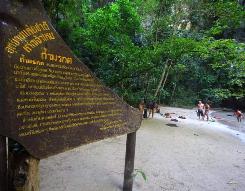 Ko Lanta: 4 Islands and Emerald Cave Day Tour by Speedboat - What travelers are saying