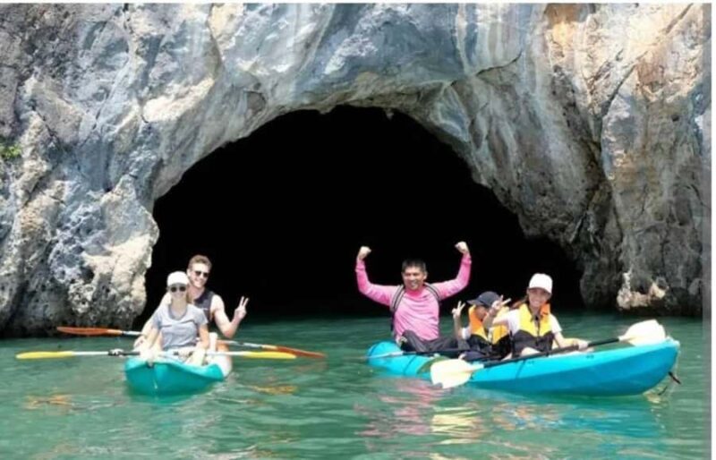 Ko lanta: Mangrove Kayaking+ Skull Island+ Sea Cave Kayaking - Exploring the Mangrove Forest
