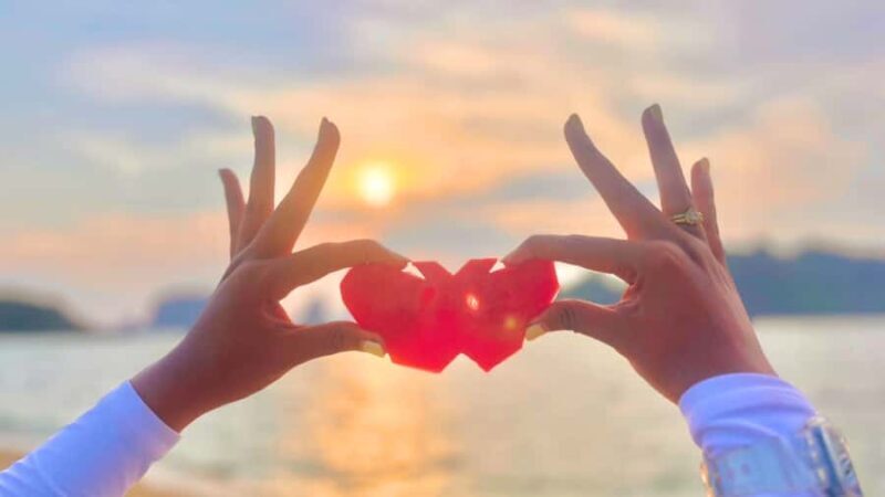 Ko Yao Yai: Hong Island & Plankton Longtail Boat Sunset Tour - Key Points