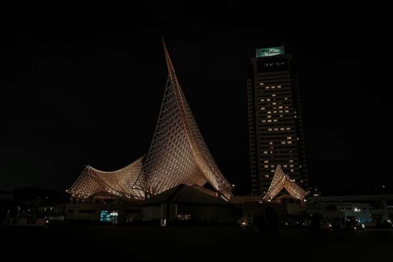 Kobe City Day Trip With English Speaking And Luxury Vehicle - Who Will Love This Tour?