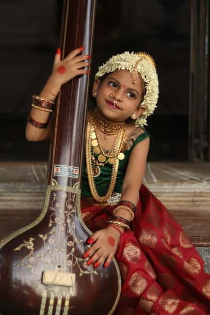 Kochi: Classical Music Live Performance - Key Points