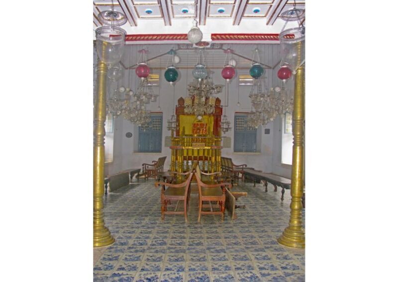 Kochi: Jewish Town Guided Walking Experience - Key Points