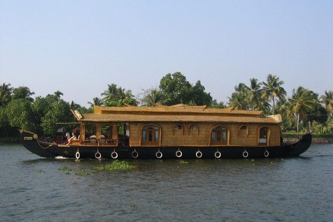 Kochi Private Tour: Kerala Backwater Houseboat Day Cruise in Aleppey - The Drive to Aleppey: Beautiful but Lengthy