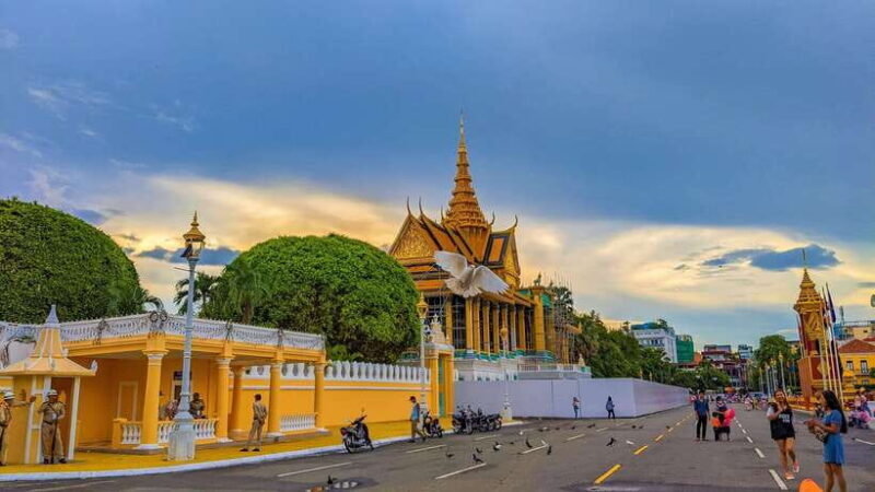 Koh Dach Silk Island and Phnom Penh City Private Day Tour - The Richness of Phnom Penh’s Historical and Cultural Sights
