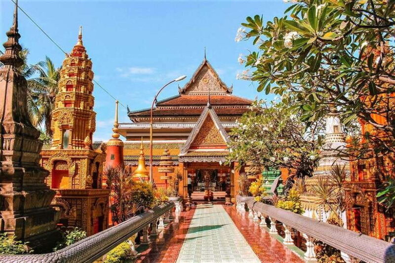 Koh Dach Silk Island and Phnom Penh City Private Day Tour - Summing It All Up: Is It Worth It?